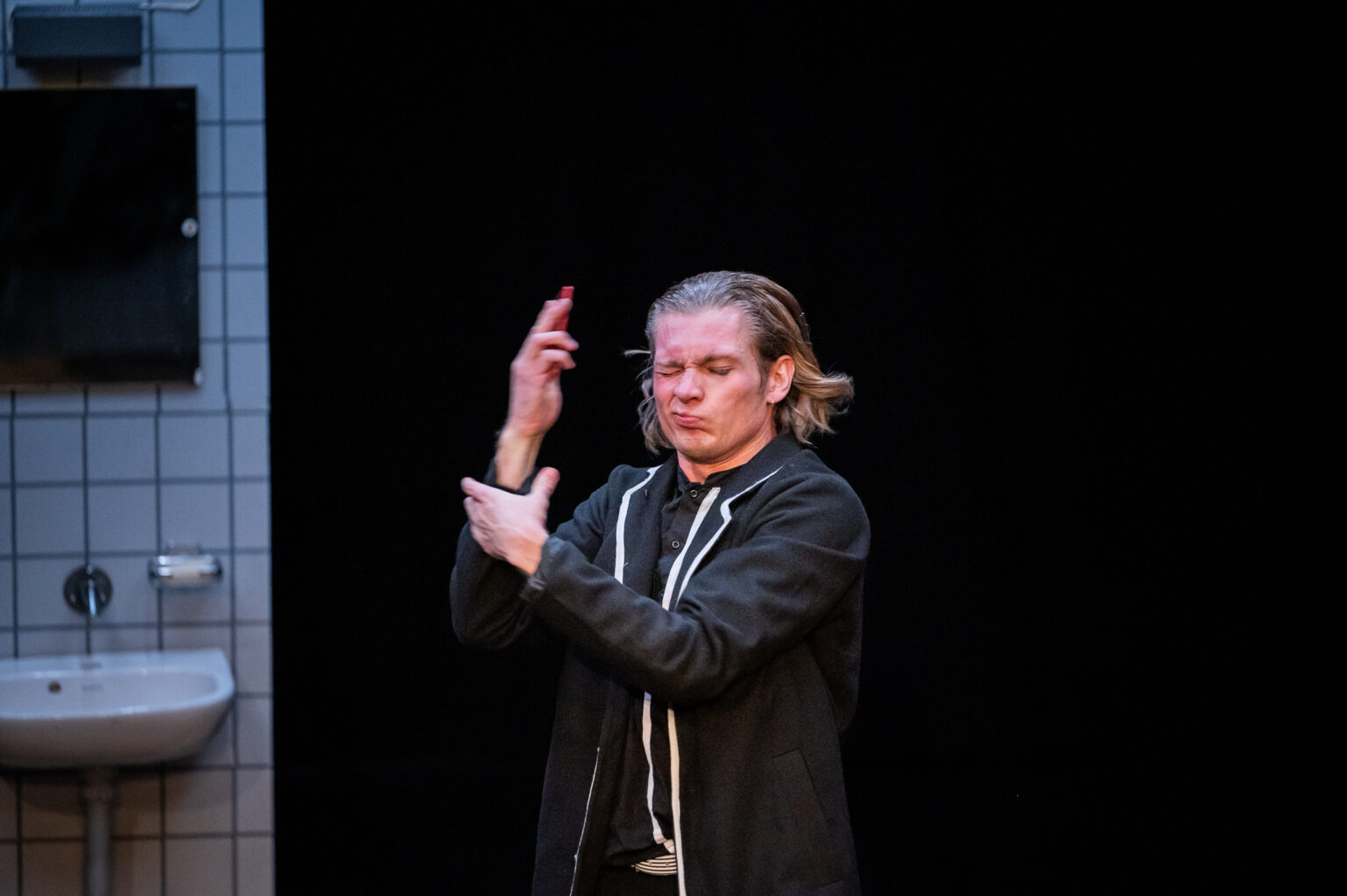 Going Nowhere - Dynamo